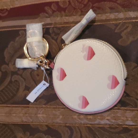 Coach | Bags | Coach Leather Round Leather Coin Purse With Hearts Gold ...